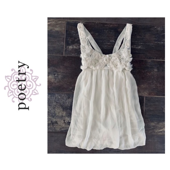 Poetry | Tops | New Poetry White Flower Top | Poshmark